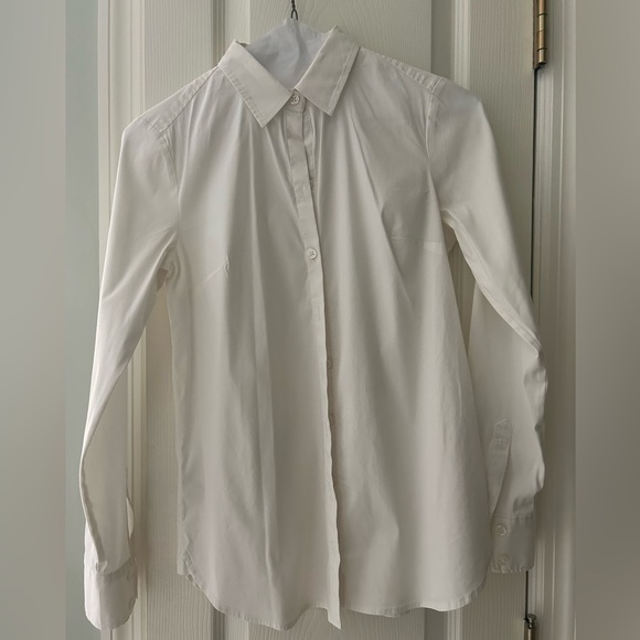 Ann Taylor | Tops | Crisp White Button Down Ann Taylor 2p | Poshmark